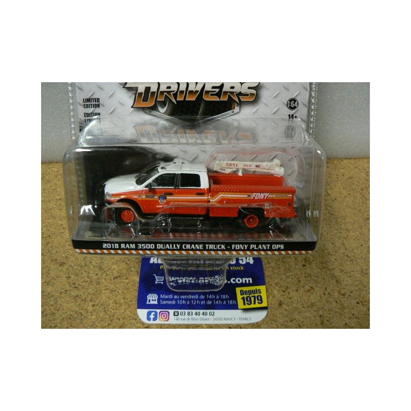 Dodge RAM RAM 3500 Dually Crane FDNY Pompier 2018 Waste Management ...