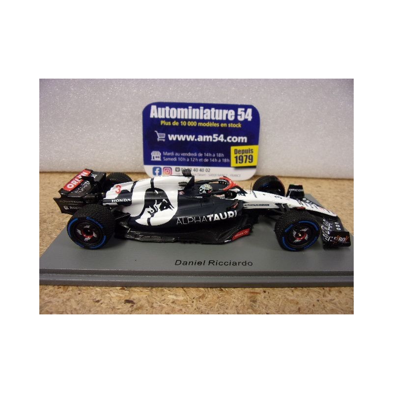 2023 Scuderia Alpha Tauri AT04 n°3 Daniel Ricciardo GP S8920 Spark Model